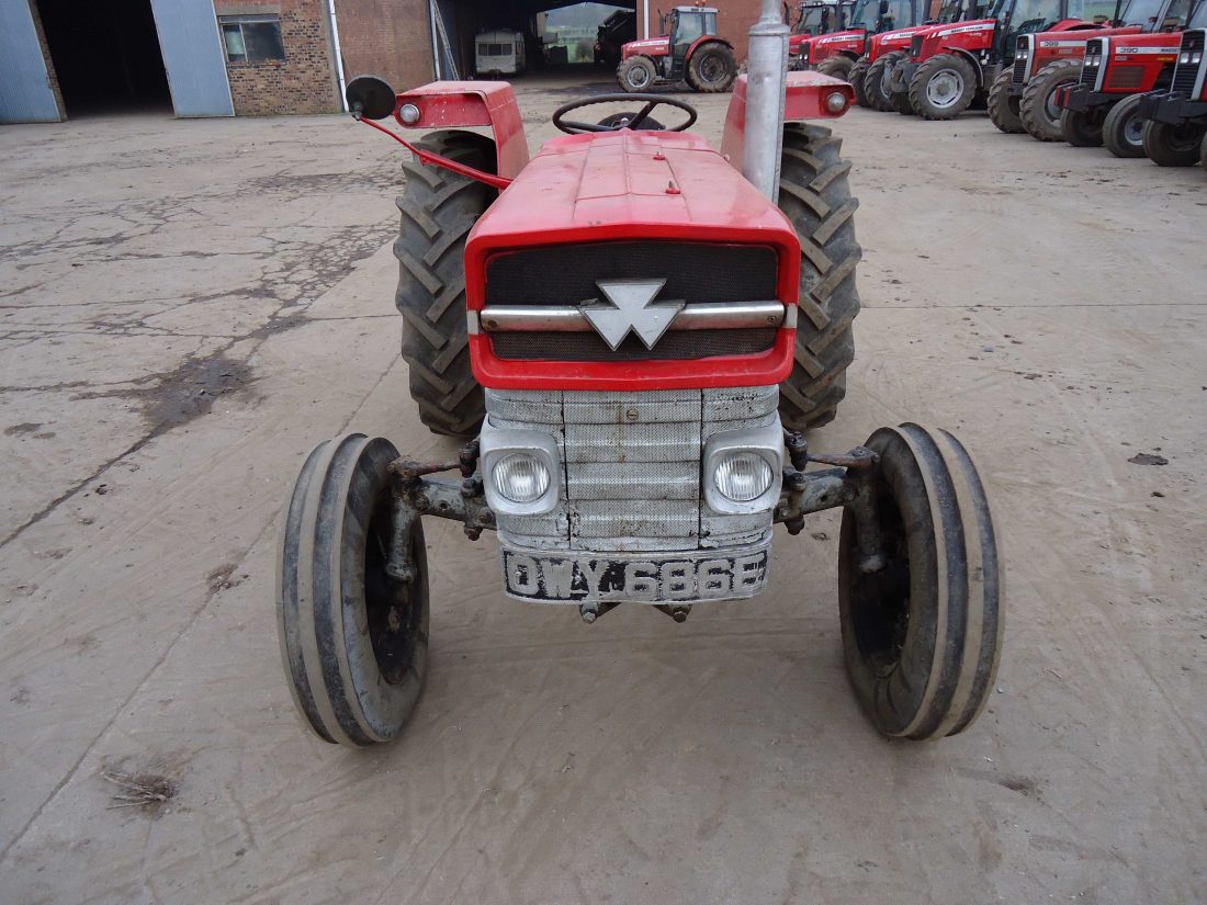 Massey Ferguson 135 Multi-Power - Vintage Massey Ferguson