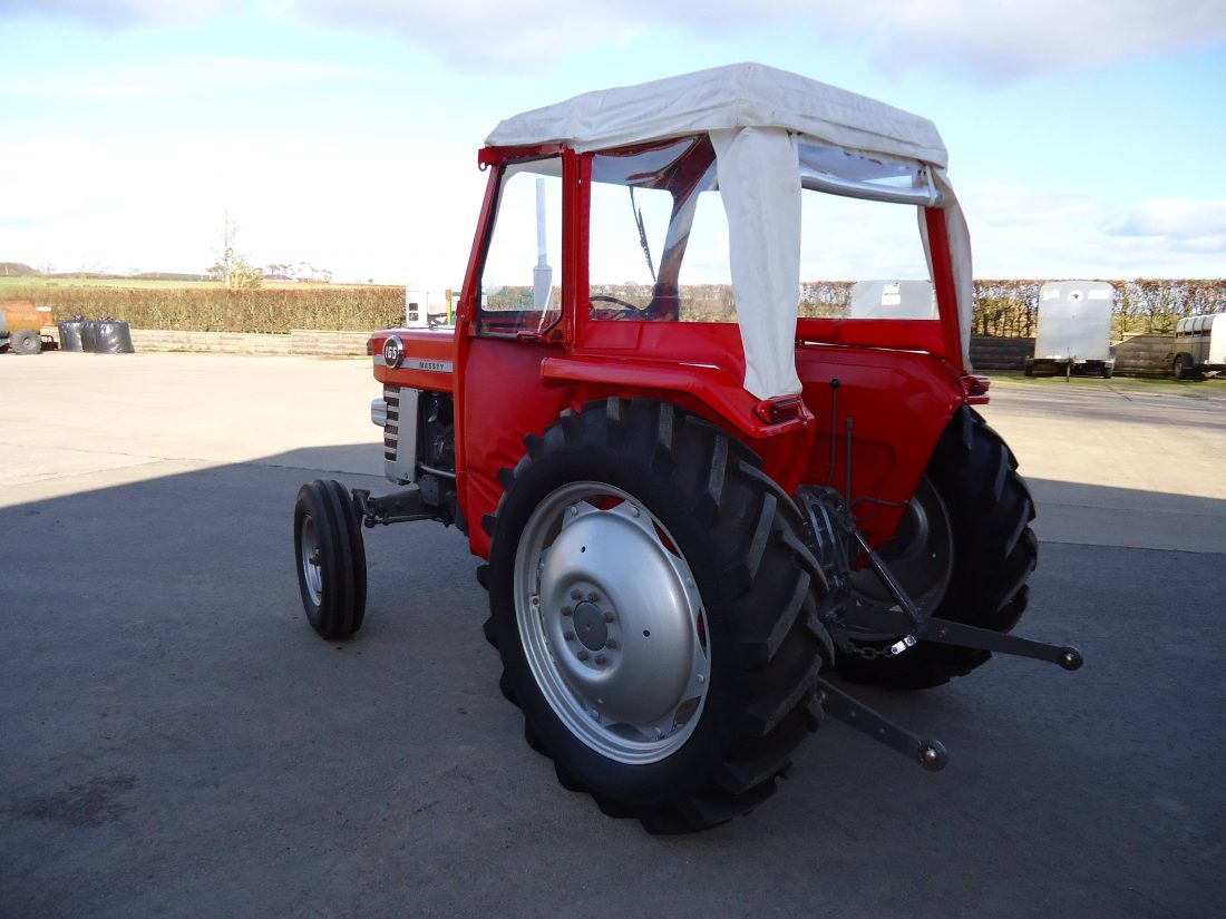 Massey Ferguson 165 - Vintage Massey Ferguson